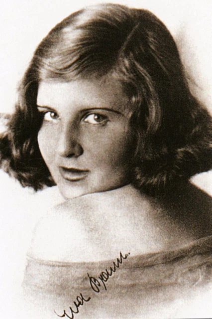 WW2 - SIGNED photo of Eva Braun at 18 - fiancée of the German ...