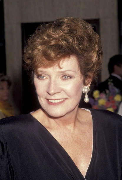 POLLY BERGEN AT Premiere Of City of Angels at Subert Theater - 1991 Old ...