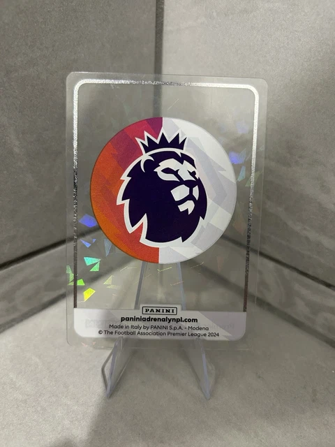 WOLVERHAMPTON WANDERERS PANINI Adrenalyn XL 2025 Crystal Crest Badge ...