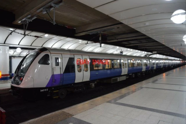 PHOTO CLASS 345 Aventra 7-Car Emu No 345 012 At Liverpool Street On A ...
