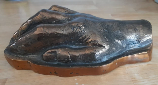 SCULPTURE MAIN EN Bronze fait Main signée A.M . EUR 95,00 - PicClick IT