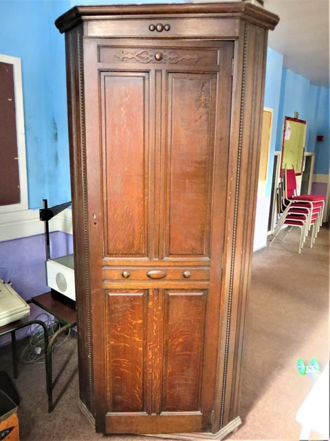 VINTAGE 1930S SOLID oak corner cupboard hall wardrobe £100.00 - PicClick UK