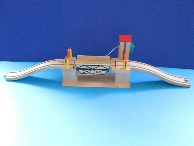 WORKING WOODEN TRAIN Set Tower Lift Up Bridge , 2 Bridge Ramps, V G ...