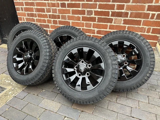 LAND ROVER DEFENDER 18 Inch Sawtooth Alloy Wheels & GENERAL GRABBER AT3 ...