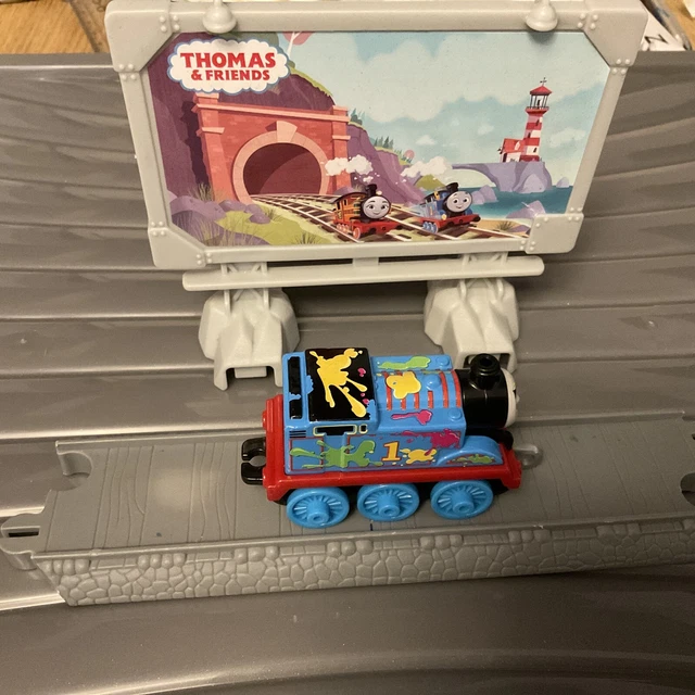 PAINT SPLASH THOMAS The Tank Engine & Friends Push Along Track Master ...