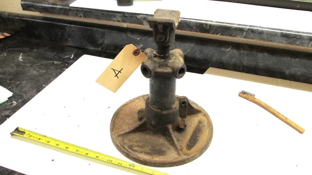 OLD IHC INTERNATIONAL Harvester Binder Threshing Machine ? Screw Jack ...