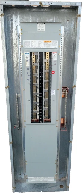 EATON PANELBOARD PRL1A 150 Amp 208Y/120 Volt 3 Phase 4 Wire MLO 20x60 ...