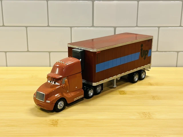 DISNEY PIXAR CARS 1 OLIVER LIGHTLOAD HAULER DIECAST 2009 £116.11 ...