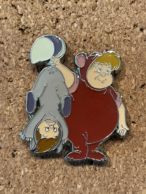 DISNEY PETER PAN Pin 2023 Lost Boys Bear Cubby Skunk Boy EUR 17,03 ...