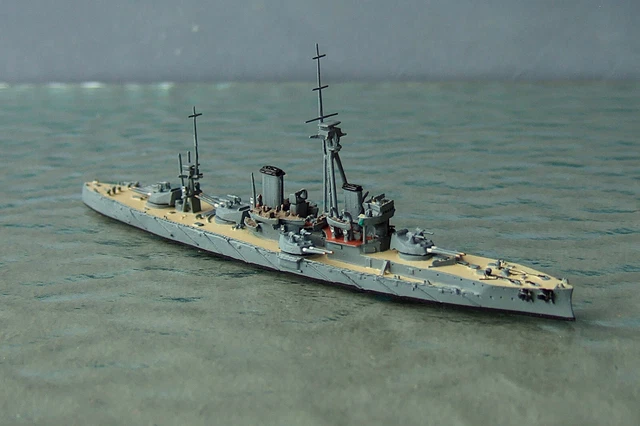 BATTLESHIP HMS DREADNOUGHT by Navis S 1:1250 Waterline Ship Model £71. ...