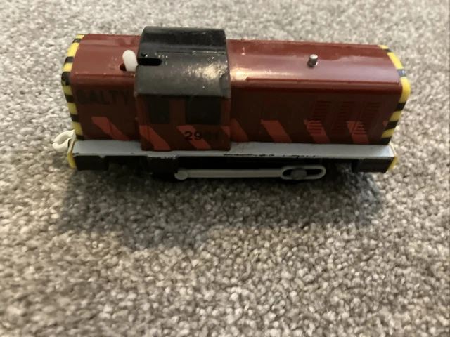THOMAS THE TANK Engine & Friends Train Salty Die Cast Motorised £9.99 ...