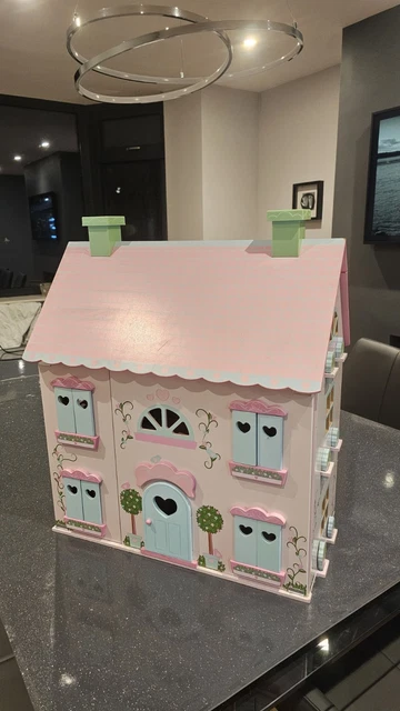 WOODEN DOLLS HOUSE With Furniture And Dolls, Good Condition £1.16 ...