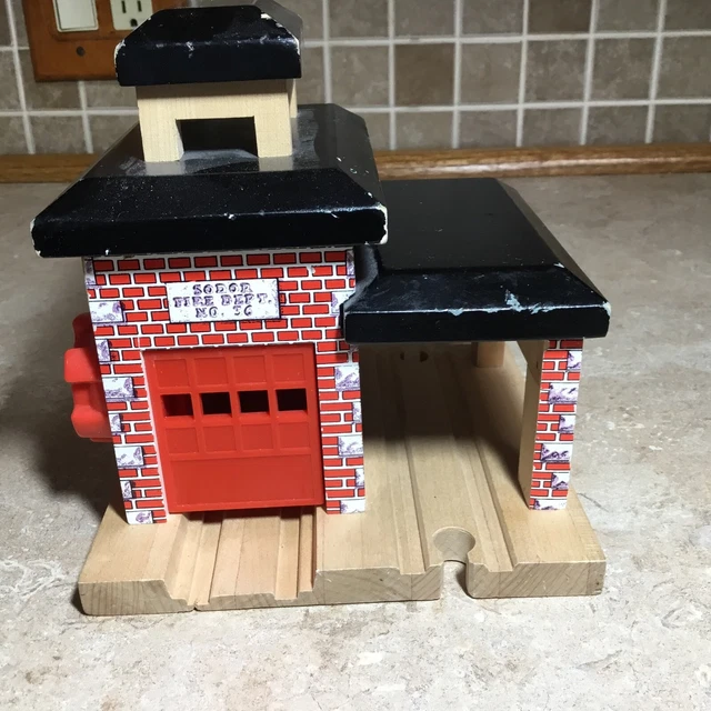 THOMAS & FRIENDS Wooden Train Building Sodor Fire Dept Station #36 £23. ...