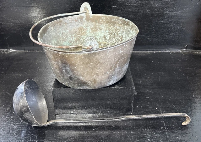 ANTIQUE SOLID COPPER 2.1kg Cauldron With Handle With Cast Iron Ladle £ ...