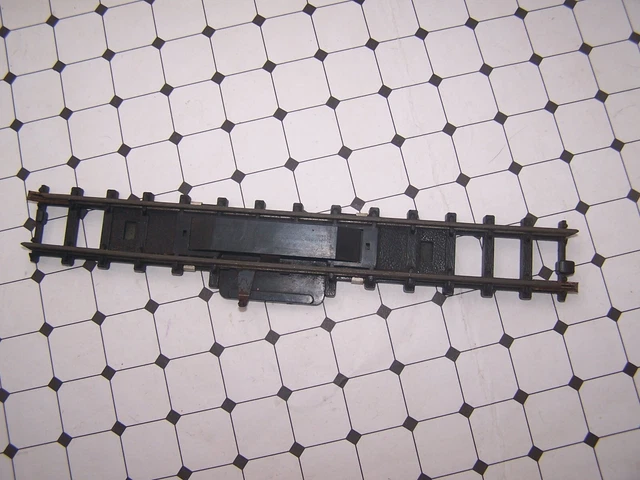 MODEL RAILWAY, TRI-ANG, R198 Uncoupling Rail Track, Straight ,Oo Gauge ...