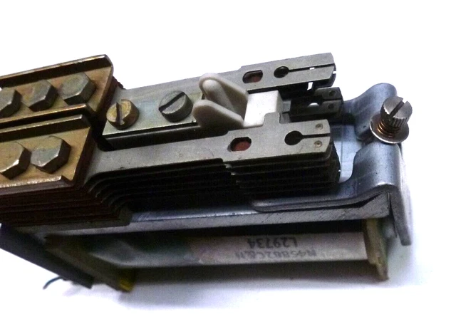 GPO STROWGER 3000 Type Relay With A 3500 Ohm Coil £5.91 - PicClick UK