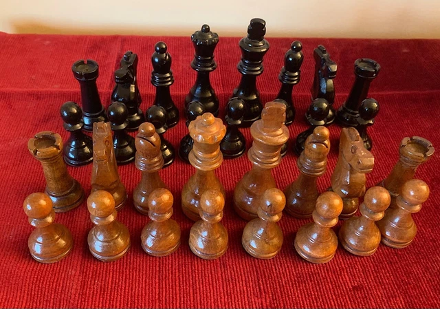 VINTAGE WOOD CHESS Set Staunton Style Design with Vinyl Box $40.00 ...