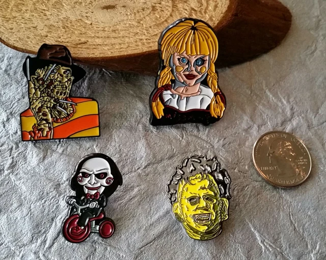 HORROR MOVIE LEATHERFACE Freddy Krueger Annabelle Saw Billy PIN SET £20 ...