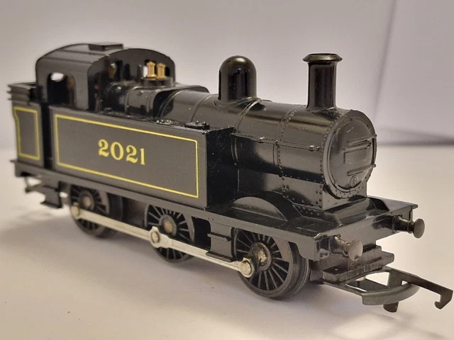 RARE R333 RED Clerestory Coach, R52 3F Jinty + Controller From Hornby ...