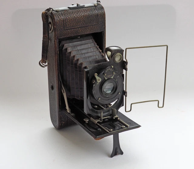 WALTA FOLDING CAMERA Vario Rosenstock Doppel 120mm Lens at f6.5 . £24. ...