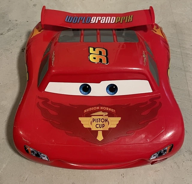 DISNEY CARS PIXAR Lightning McQueen 7” LCD Portable DVD Player with ...