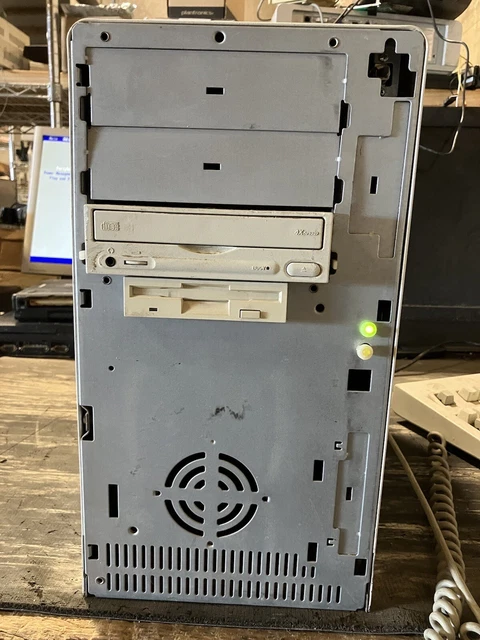 VINTAGE AST ADVANTAGE Series Intel Pentium 100mhz Desktop Computer Type ...