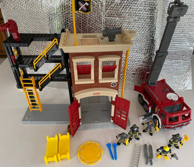 FISHER PRICE IMAGINEXT Fire Station & Fire Engine 5x Fire Fighters ...