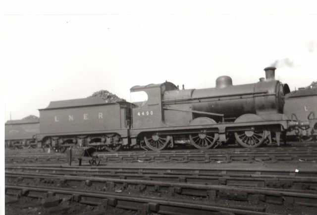 RAIL PHOTO LNER GCR 060 J11 4400 Mexborough shed Yorkshire £2.39 ...