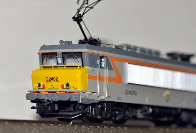 MÄRKLIN 83320 LOCOMOTIVA elettrica BR BB 22402 TU della SNCF ...