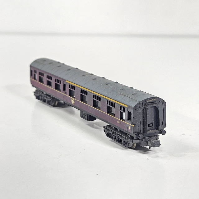 LIMA N GAUGE BR Maroon Colour Mk 1 Corridor Composite Coach Number ...