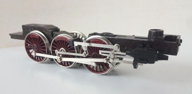 HORNBY OO GAUGE LNER Gresley A4 Class Pacific 4-6-2 Loco Main Chassis ...