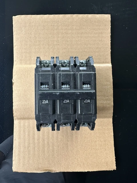 NHP SAFE-T CIRCUIT Breaker 25A 3P $30.00 - PicClick AU