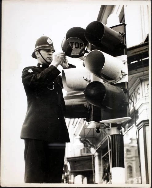 POLICE CONSTABLE F406 of the Devon Constabulary stationed at Pa- 1937 ...