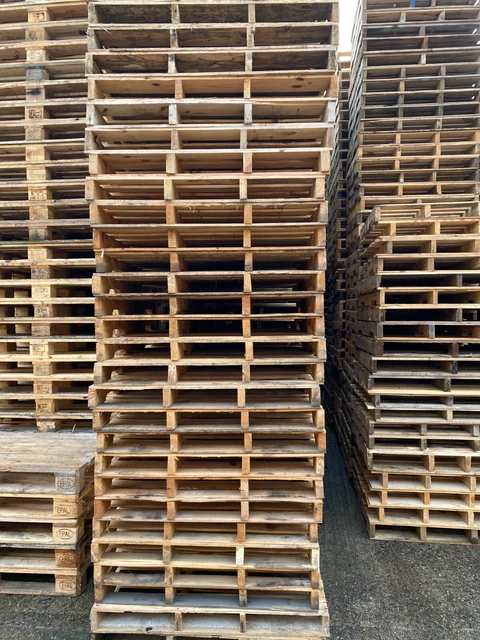 USED WOODEN PALLETS, 1300 x 1100 51"x 43" Heat treated ispm15 wood ...