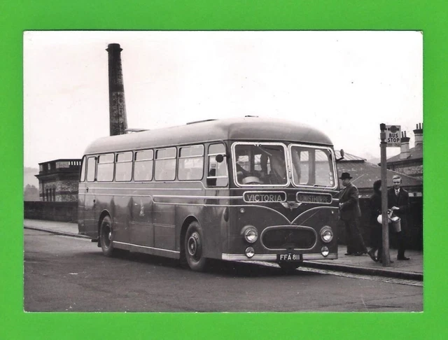 BUS PHOTO - Victoria Motorways - FFA811 - 1957 Willowbrook AEC Reliance ...
