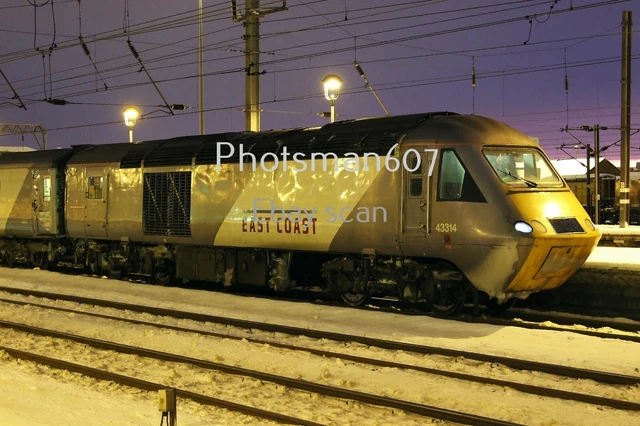 CLASS 43 HST 43314 in National Express branded East Coast in snow at Doncaster £0.75 - PicClick UK