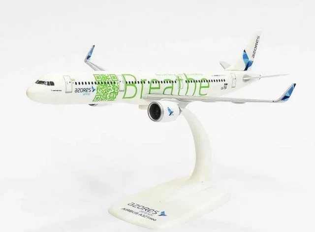 SATA AZORES 'BREATHE' Airbus A321Neo 1:200 Scale Plastic Snap Fit Model ...