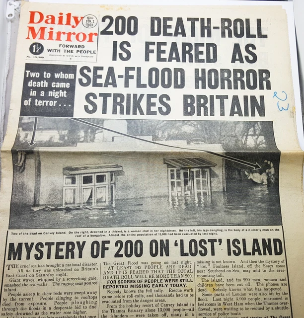DAILY MIRROR NEWSPAPER The Great Sea Flood Essex 2 February 1953 £28.00 ...