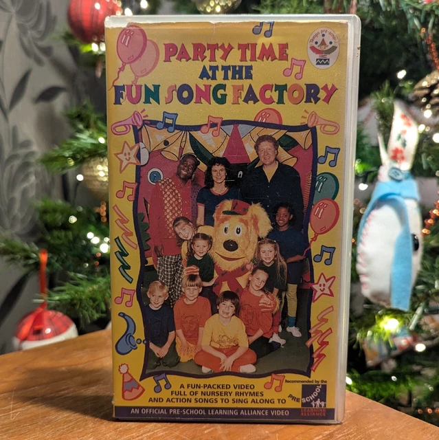 PARTY TIME AT The Fun Song Factory VHS (1996) *Tested* £14.99 - PicClick UK