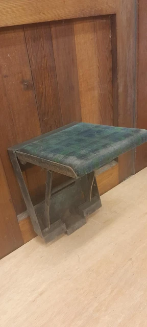 LONDON UNDERGROUND TRAIN cab fold out seat £99.52 - PicClick UK