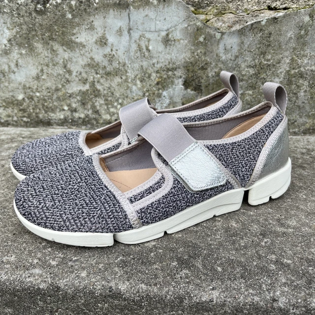 CLARKS TRIGENIC TRI Amelia easy fasten Mary Jane grey silver comfort ...