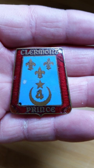 RARE INSIGNE MILITAIRE - 4° Régiment de Chasseurs - G.1144 DRAGO EUR 8 ...