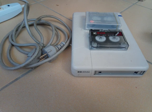 LECTEUR BANDE MAGNETIQUE Colorado Memory System QIC HP T1000e + 2 Tapes ...