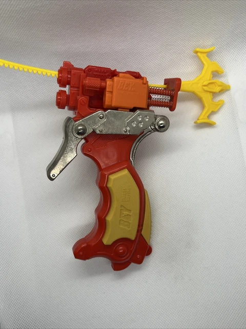 RED DRANZER EZ Metal Grip Spring Beyblade Launcher And Ripcord Hasbro V ...