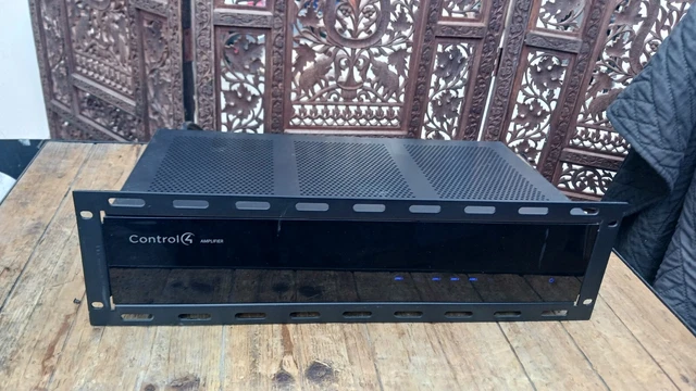 CONTROL4 TRIAD 8-ZONE (16-channel) Power Amplifier - Black (C4-AMP108 ...