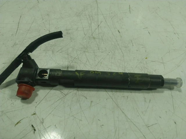 A6510702387 INJECTEUR POUR Mercedes-Benz Clase Cla W117 Shooting Brak ...