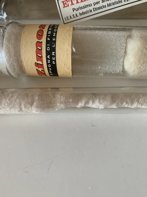 AMPULLEN MÉDICALE DE Laboratoire Vintage en Verre Soufflé Et Zimospuma ...