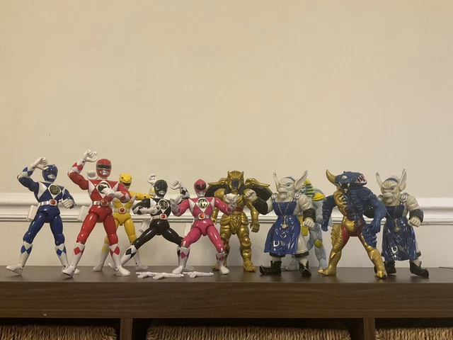 MIGHTY MORPHIN POWER Rangers 8” Ranger and Villains, inc. Goldar ...