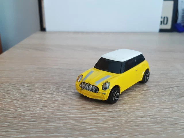 MINI COOPER BMW AG (1/58) Yellow - Majorette - Ref 294C EUR 3,00 ...
