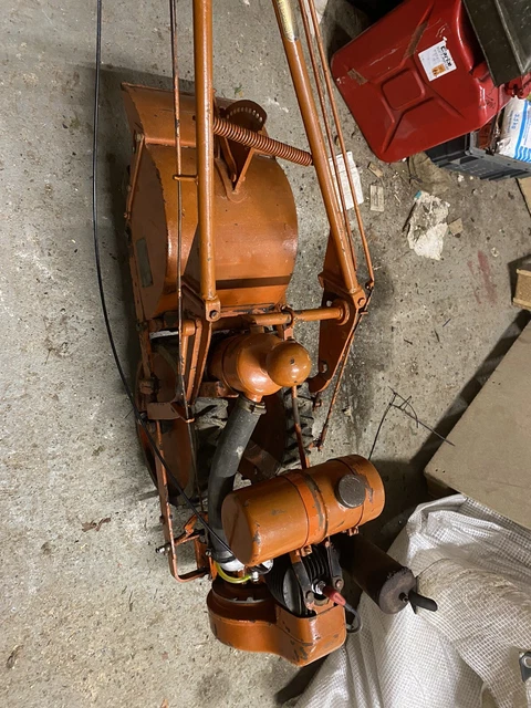 VINTAGE HOWARD BANTAM rotovator working - collect only £129.99 ...